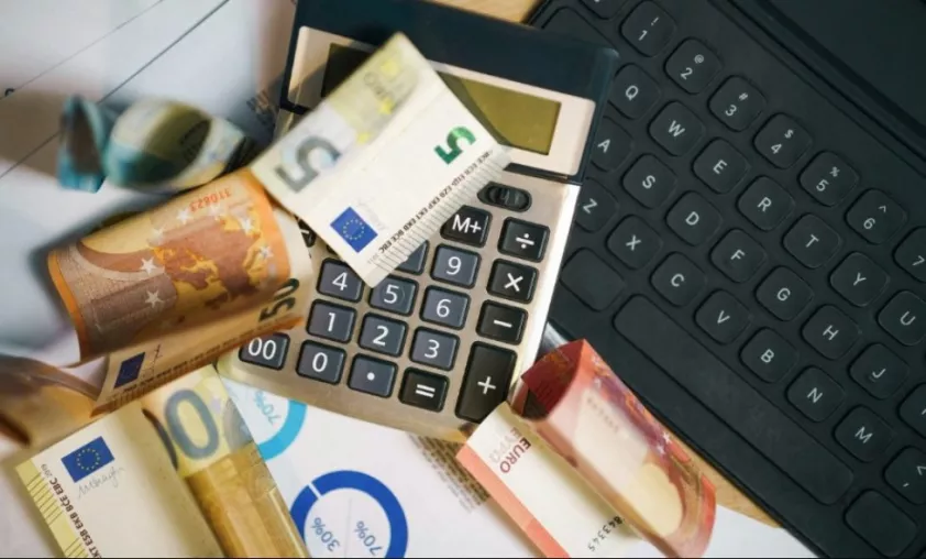 Βγαίνουν τα voucher ανέργων και εργαζομένων έως 4 Ιουλίου 2025 | xronos.gr